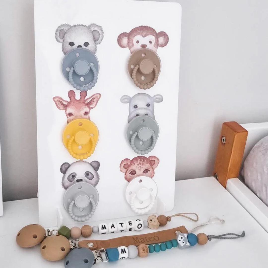 CMC Gold Dummy Holder Stand — B Eco Family